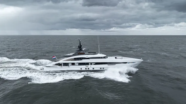 Alp yacht (Heesen Yachts, 49.98m, 2024)